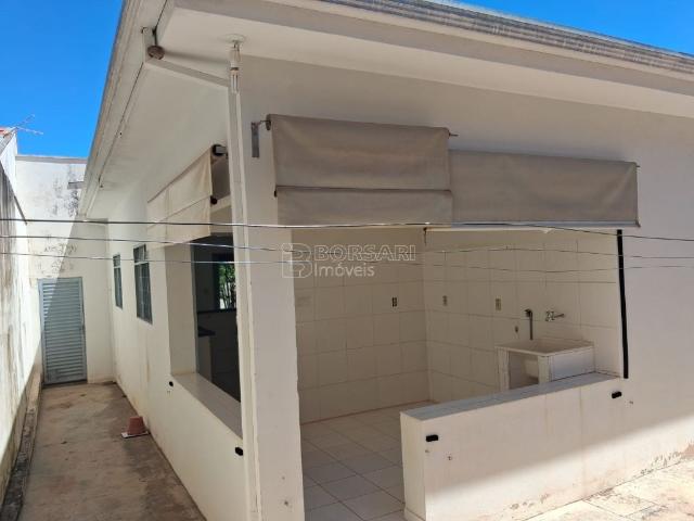 Casa para venda em Jardim Do Carmo em Araraquara São Paulo de 109.00m² com 2 Quartos e 4 Garagens