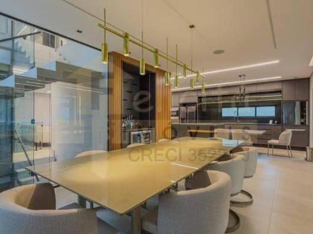 Casa para venda em Jardim Do Golf I de 550.00m² com 4 Quartos, 4 Suites e 4 Garagens