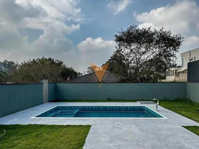 Casa para venda em Jardim Do Golf I de 300.00m² com 4 Quartos, 4 Suites e 5 Garagens