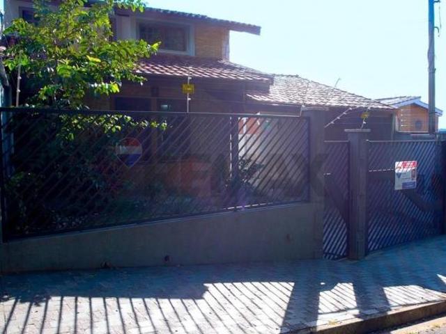 Casa para venda em Jardim Do Lago de 212.00m² com 4 Quartos, 2 Suites e 2 Garagens