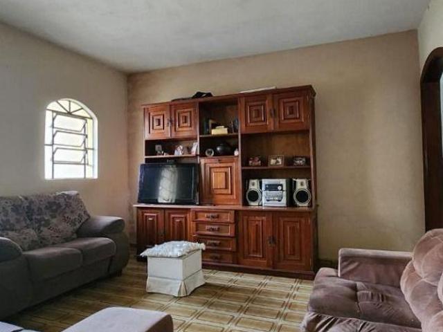 Casa para venda em Jardim Do Lago de 256.00m² com 3 Quartos, 1 Suite e 5 Garagens