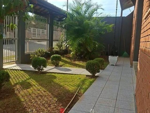 Casa para venda em Jardim Do Lago de 420.00m² com 6 Quartos e 4 Garagens