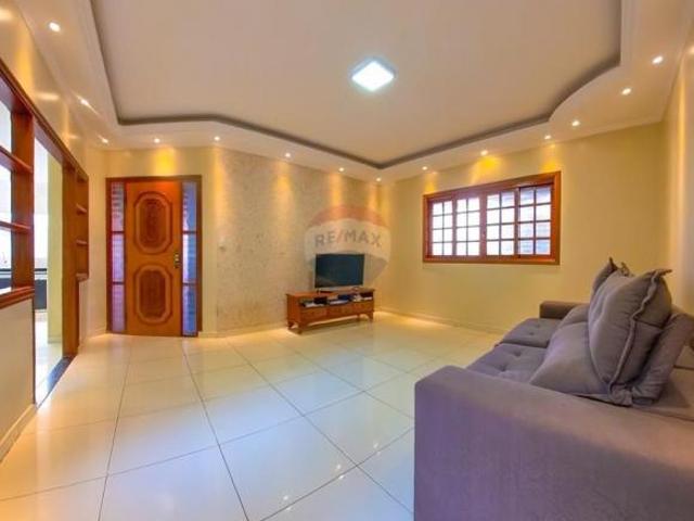 Casa para venda em Jardim Dom Bosco de 193.13m² com 3 Quartos, 1 Suite e 2 Garagens