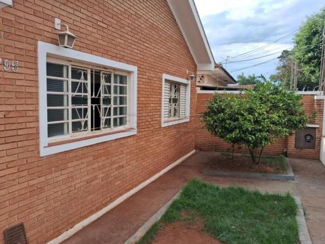Casa para venda em Jardim Domingos Sávio de 107.00m² com 2 Quartos e 2 Garagens