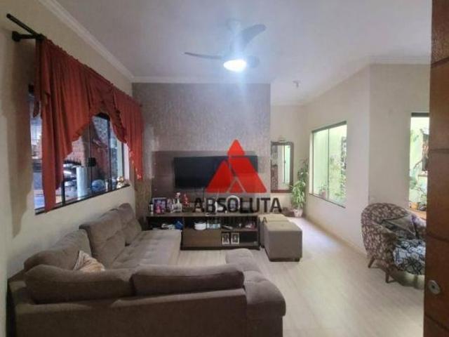 Casa para venda em Jardim Dona Regina de 108.00m² com 2 Quartos, 1 Suite e 7 Garagens