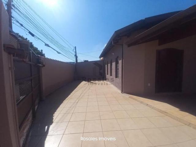 Casa para venda em Jardim Dos Calegaris de 155.00m² com 3 Quartos, 2 Suites e 2 Garagens