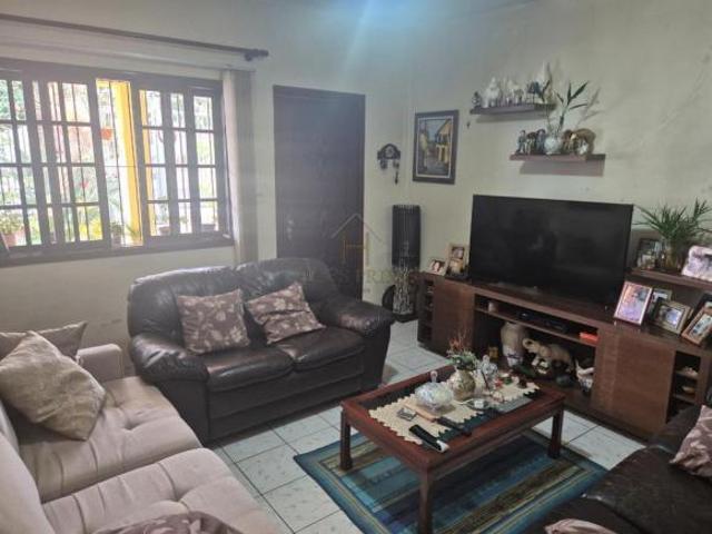 Casa para venda em Jardim Dos Ipês de 167.00m² com 4 Quartos e 4 Garagens