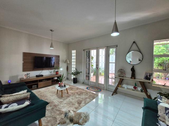 Casa para venda em Jardim Dos Ipês em Araraquara São Paulo de 145.00m² com 3 Quartos e 4 Garagens