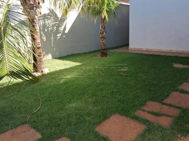 Casa para venda em Jardim Dos Oitis de 112.00m² com 3 Quartos e 2 Garagens