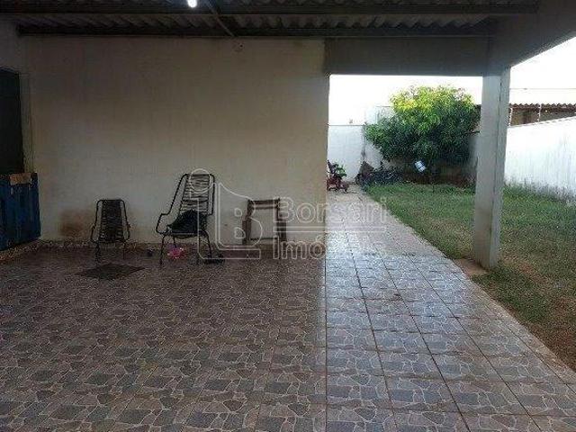 Casa para venda em Jardim Dos Oitis de 120.00m² com 3 Quartos, 1 Suite e 4 Garagens