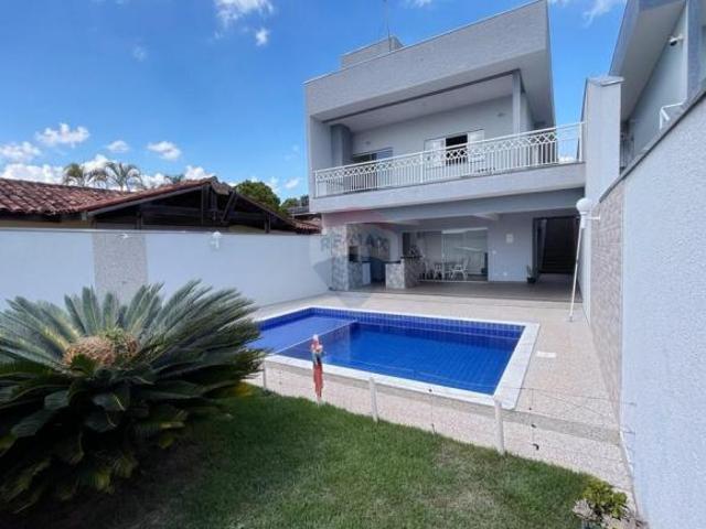 Casa para venda em Jardim Dos Pinheiros de 255.00m² com 3 Quartos, 1 Suite e 3 Garagens