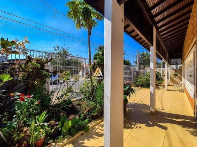 Casa para venda em Jardim Eulina de 444.00m² com 4 Quartos, 3 Suites e 5 Garagens