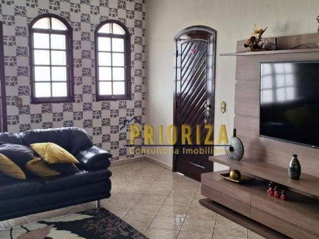Casa para venda em Jardim Europa de 411.00m² com 3 Quartos, 1 Suite e 2 Garagens