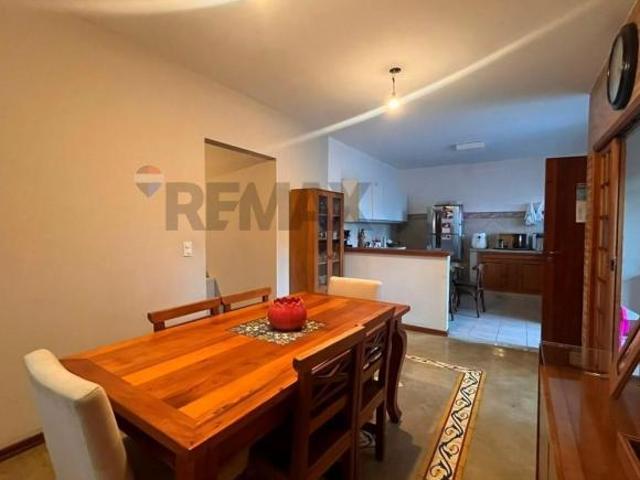 Casa para venda em Jardim Europa de 159.00m² com 3 Quartos, 1 Suite e 2 Garagens