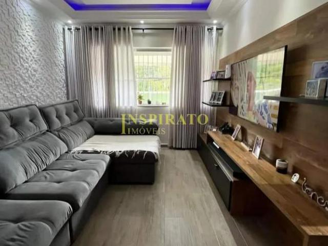 Casa para venda em Jardim Europa de 178.00m² com 5 Quartos, 1 Suite e 3 Garagens