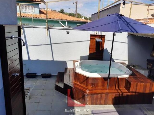 Casa para venda em Jardim Europa de 210.00m² com 3 Quartos, 1 Suite e 2 Garagens