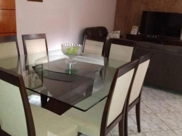Casa para venda em Jardim Europa de 215.00m² com 3 Quartos, 1 Suite e 3 Garagens