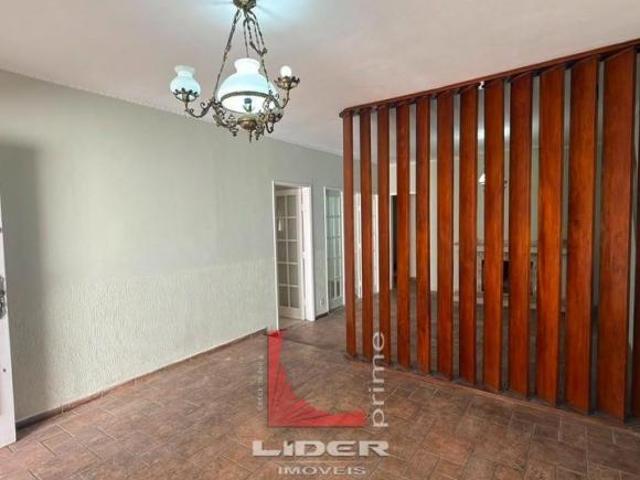 Casa para venda em Jardim Europa de 250.00m² com 4 Quartos, 2 Suites e 2 Garagens