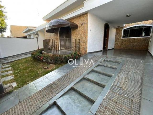 Casa para venda em Jardim Europa de 250.00m² com 4 Quartos e 2 Suites