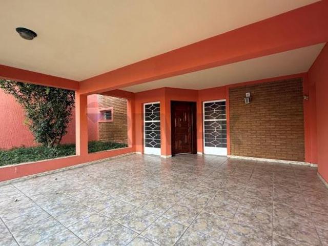 Casa para venda em Jardim Europa de 286.00m² com 4 Quartos, 2 Suites e 2 Garagens
