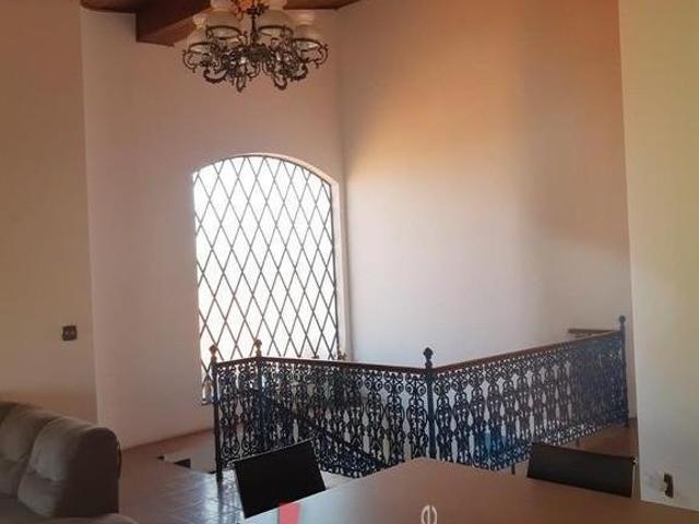 Casa para venda em Jardim Europa de 300.00m² com 4 Quartos, 2 Suites e 2 Garagens