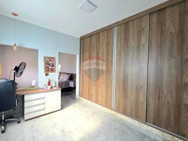Casa para venda em Jardim Eldorado de 149.00m² com 3 Quartos, 1 Suite e 4 Garagens
