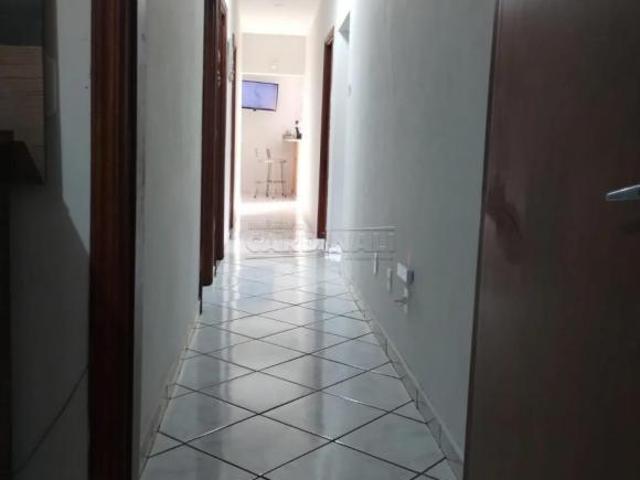 Casa para venda em Jardim Eliana de 211.00m² com 4 Quartos, 1 Suite e 4 Garagens