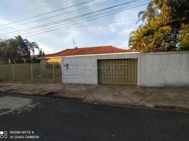 Casa para venda em Jardim Eliana de 239.00m² com 4 Quartos, 1 Suite e 4 Garagens