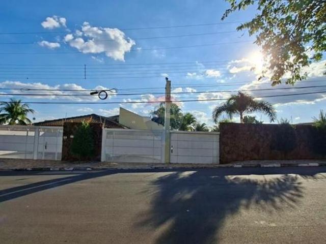 Casa para venda em Jardim Elite de 317.00m² com 4 Quartos, 1 Suite e 14 Garagens