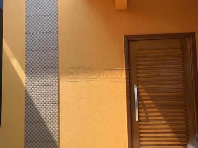Casa para venda em Jardim Embaré de 190.00m² com 3 Quartos, 1 Suite e 2 Garagens