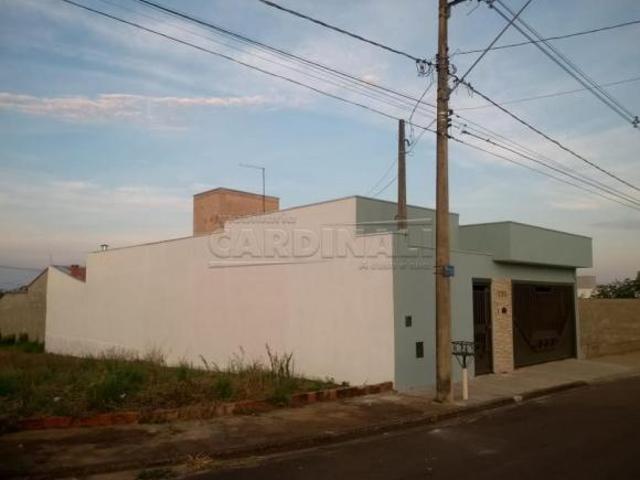 Casa para venda em Jardim Embaré de 200.00m² com 3 Quartos, 1 Suite e 2 Garagens
