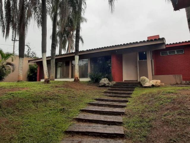 Casa para venda em Jardim Emília em Sorocaba São Paulo de 282.00m² com 4 Quartos e 6 Garagens