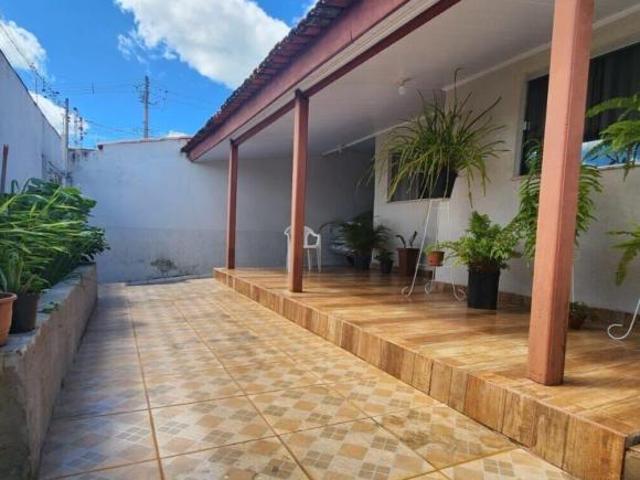 Casa para venda em Jardim Esperança, Patos de Minas
