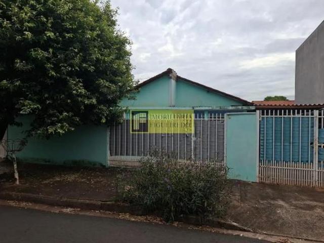 Casa para venda em Jardim Estrela de 372.00m² com 2 Quartos e 2 Garagens