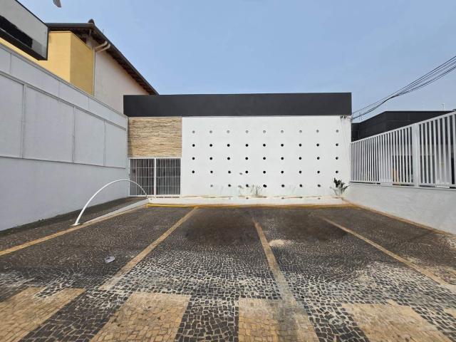 Casa para venda em Jardim Flamboyant em Campinas São Paulo de 222.90m² com 2 Quartos e 4 Garagens
