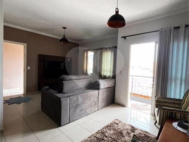 Casa para venda em Jardim Florestal de 200.00m² com 3 Quartos, 1 Suite e 2 Garagens