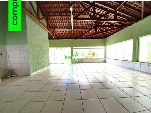 Casa para venda em Jardim Flórida de 269.00m² com 4 Quartos, 1 Suite e 6 Garagens