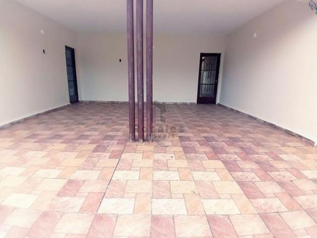 Casa para venda em Jardim Fortaleza de 202.00m² com 3 Quartos e 5 Garagens