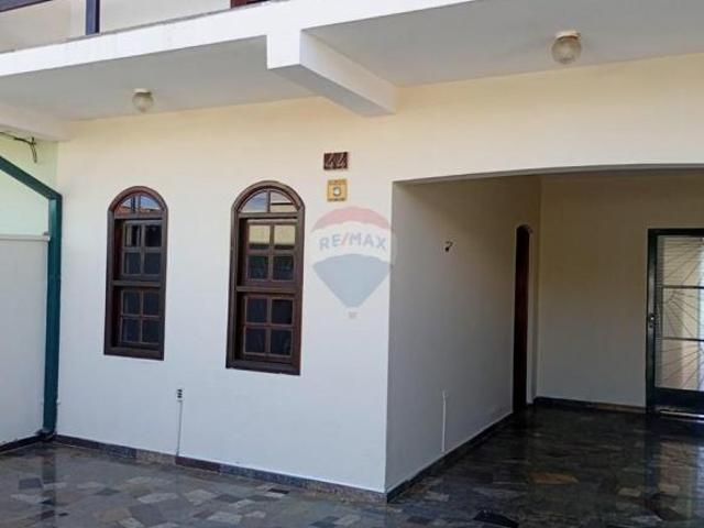 Casa para venda em Jardim Guanabara de 173.00m² com 3 Quartos e 3 Garagens