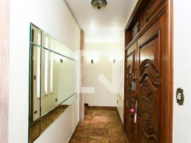 Casa para venda em Jardim Guedala de 450.00m² com 5 Quartos, 5 Suites e 7 Garagens