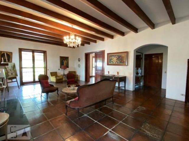 Casa para venda em Jardim Guedala de 544.00m² com 4 Quartos, 2 Suites e 3 Garagens
