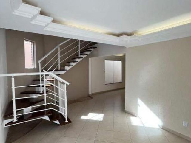 Casa para venda em Jardim Getúlio Vargas de 235.00m² com 3 Quartos e 1 Suite