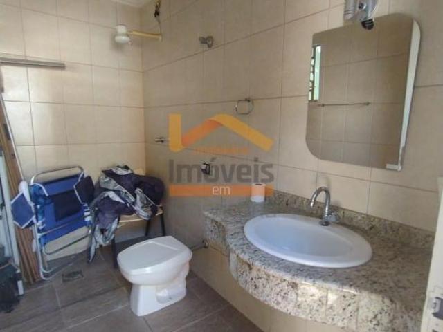 Casa para venda em Jardim Glória de 248.00m² com 3 Quartos, 1 Suite e 4 Garagens