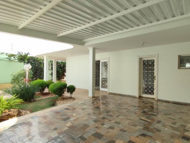 Casa para venda em Jardim Glória em Americana São Paulo de 400.00m² com 6 Quartos, 2 Suítes e 8 Garagens