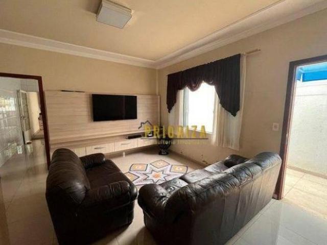 Casa para venda em Jardim Gonçalves de 280.00m² com 3 Quartos, 1 Suite e 2 Garagens