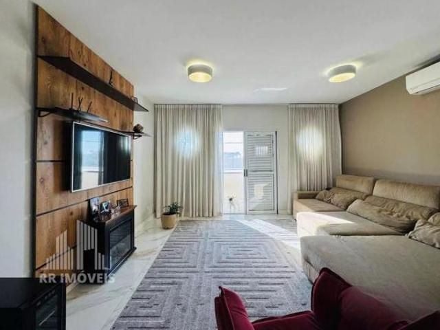 Casa para venda em Jardim Graziela de 270.00m² com 4 Quartos, 1 Suite e 4 Garagens