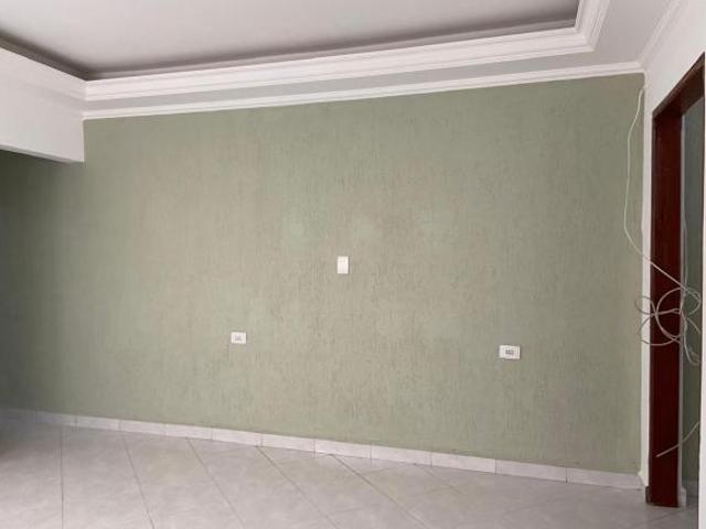 Casa para venda em Jardim Hubert de 174.00m² com 3 Quartos, 1 Suite e 2 Garagens