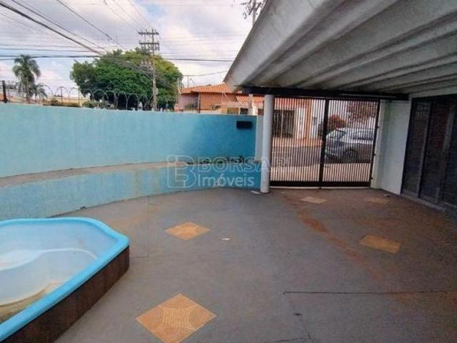Casa para venda em Jardim Higienópolis de 210.00m² com 2 Quartos, 1 Suite e 1 Garagem