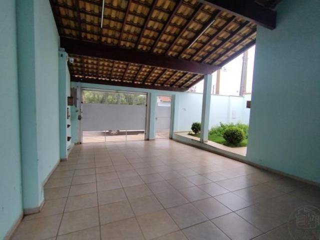 Casa para venda em Jardim Itamarati de 120.00m² com 2 Quartos, 1 Suite e 3 Garagens