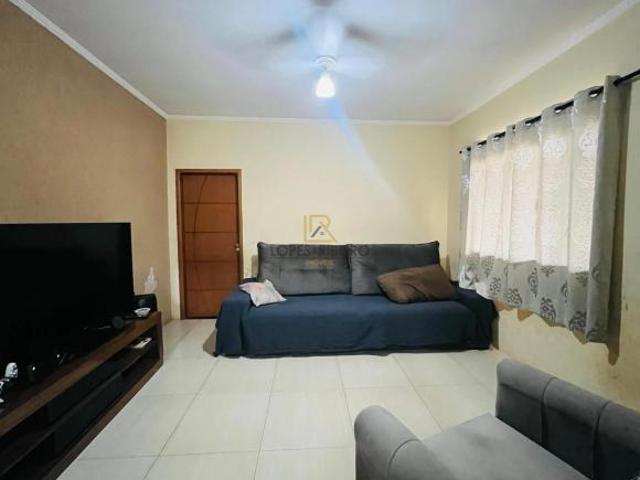Casa para venda em Jardim Itamarati de 225.15m² com 2 Quartos, 1 Suite e 3 Garagens